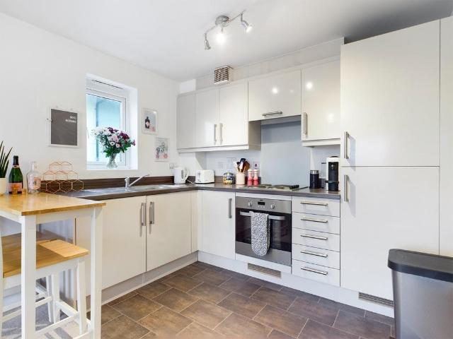 1 bedroom flat for sale