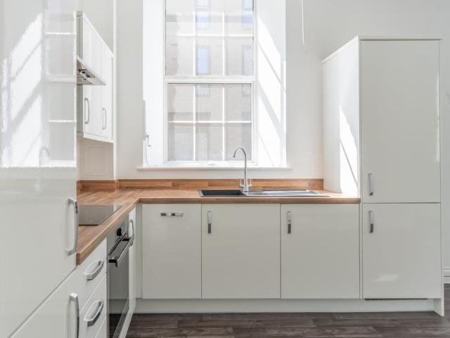 1 bedroom flat for sale