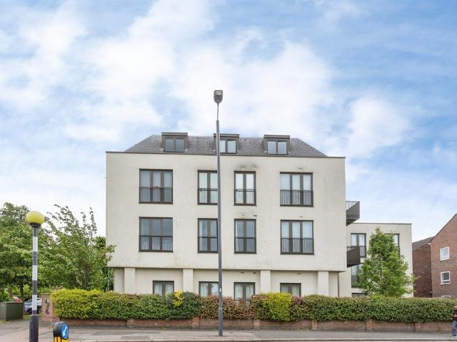 1 bedroom flat for sale