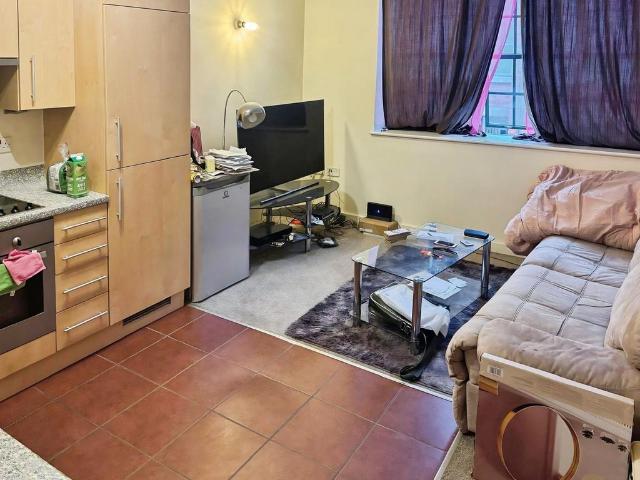 1 bedroom flat for sale