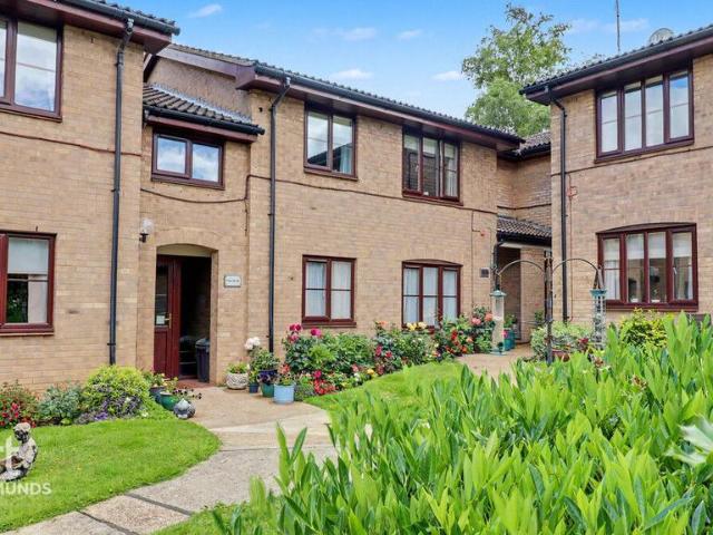 1 bedroom flat for sale