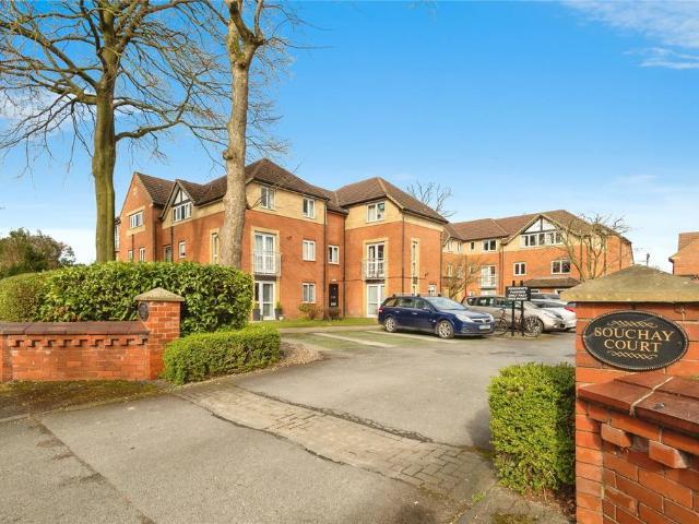 1 bedroom flat for sale
