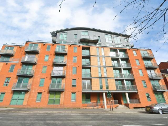 1 bedroom flat for sale