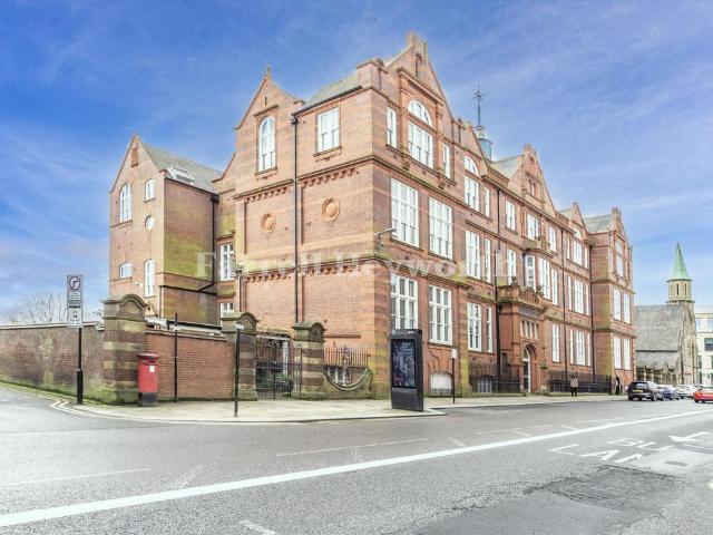 1 bedroom flat for sale