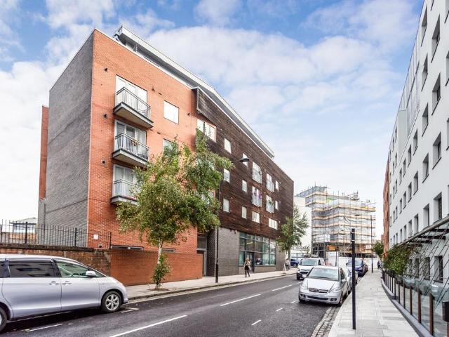 1 bedroom flat for sale