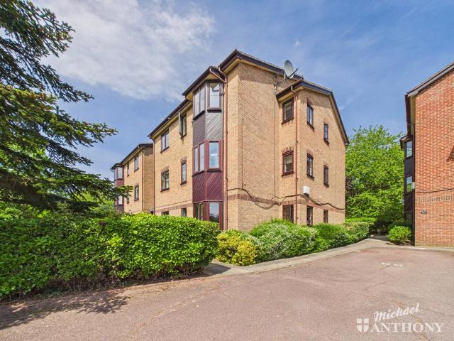1 bedroom flat for sale