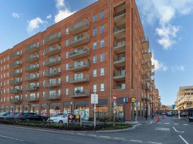 1 bedroom flat for sale