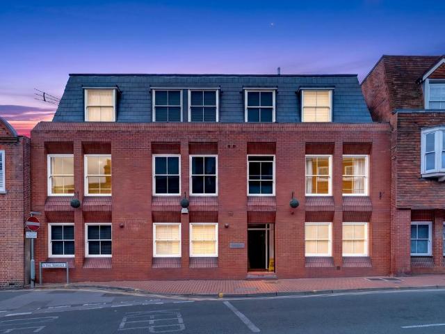 1 bedroom flat for sale