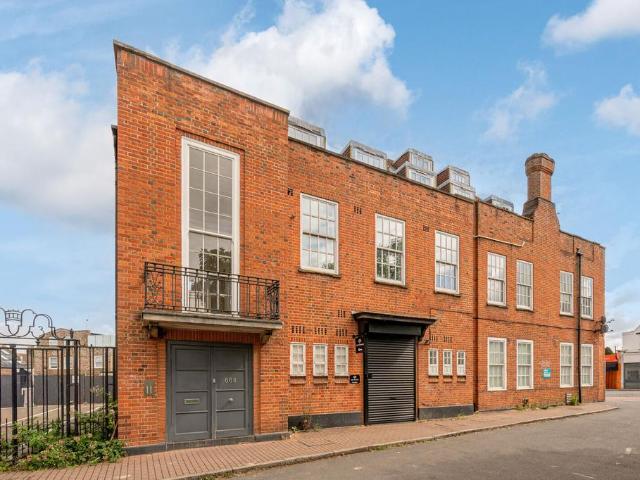 1 bedroom flat for sale