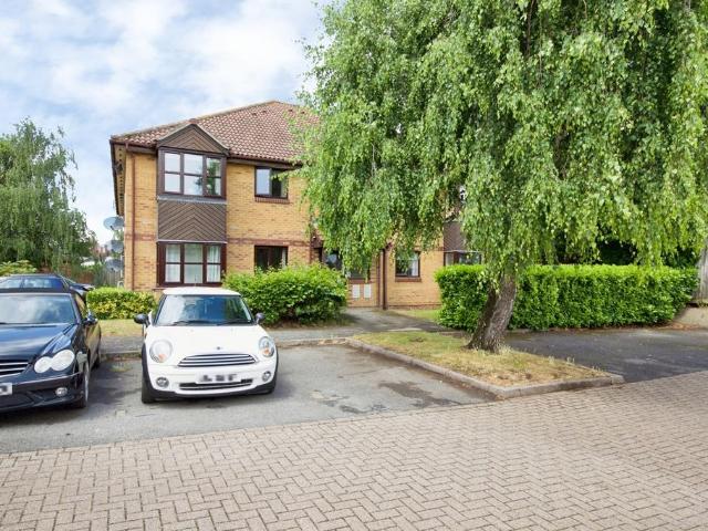 1 bedroom flat for sale
