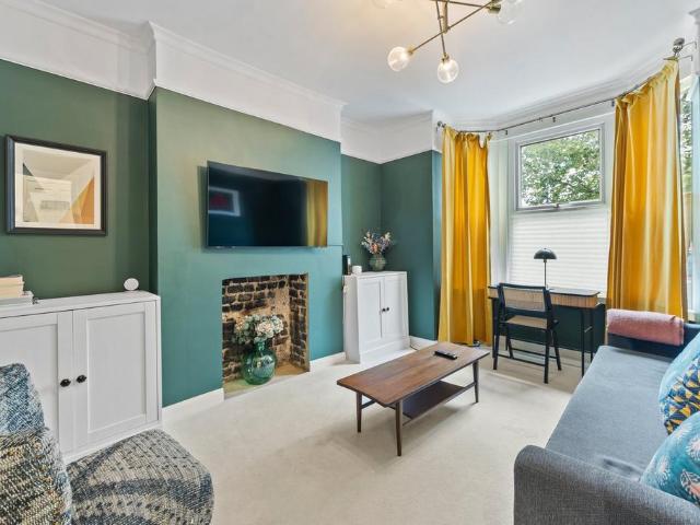 1 bedroom flat for sale