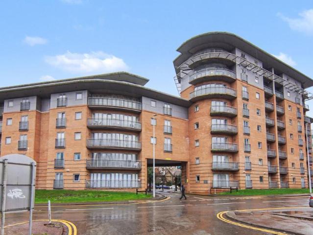 1 bedroom flat for sale