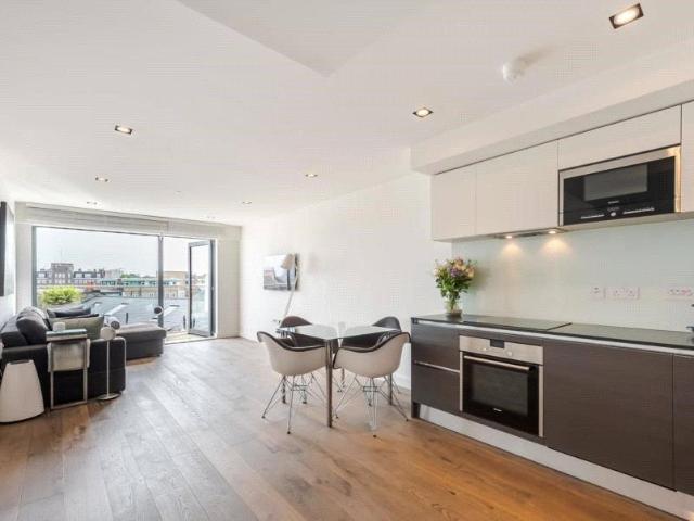 1 bedroom flat for sale