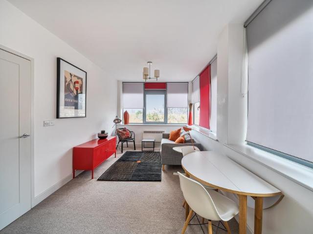 1 bedroom flat for sale