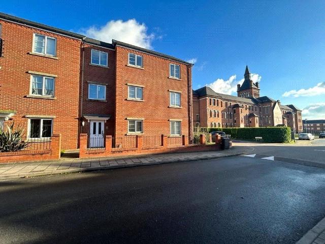 1 bedroom flat for sale