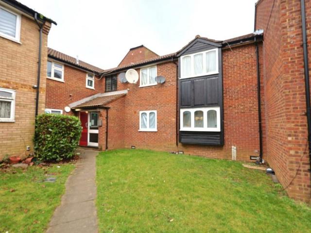 1 bedroom flat for sale