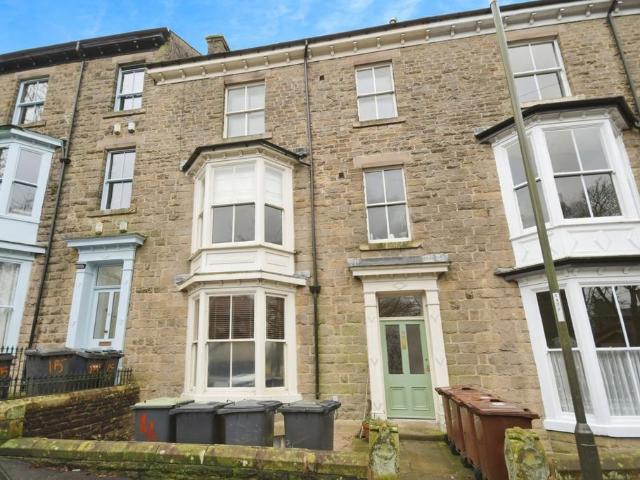 1 bedroom flat for sale
