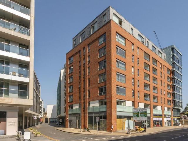 1 bedroom flat for sale