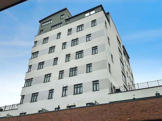 1 bedroom flat for sale