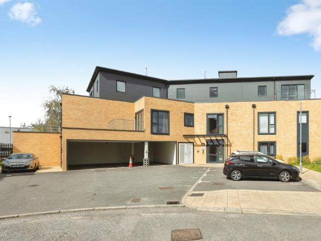 1 bedroom flat for sale