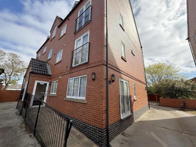 1 bedroom flat for sale