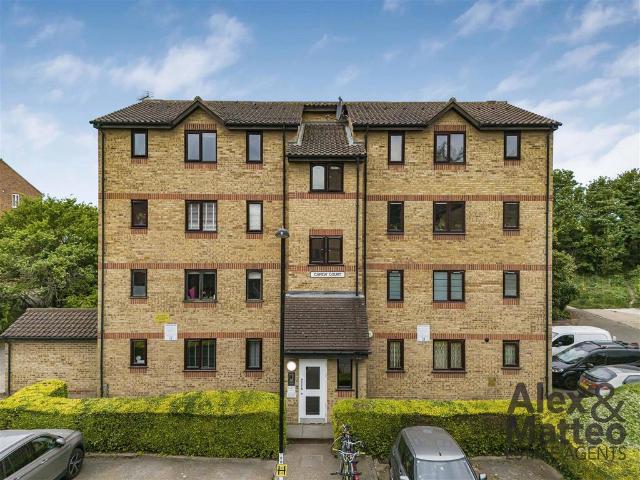 1 bedroom flat for sale
