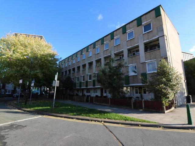 1 bedroom flat for sale