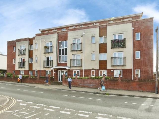 1 bedroom flat for sale