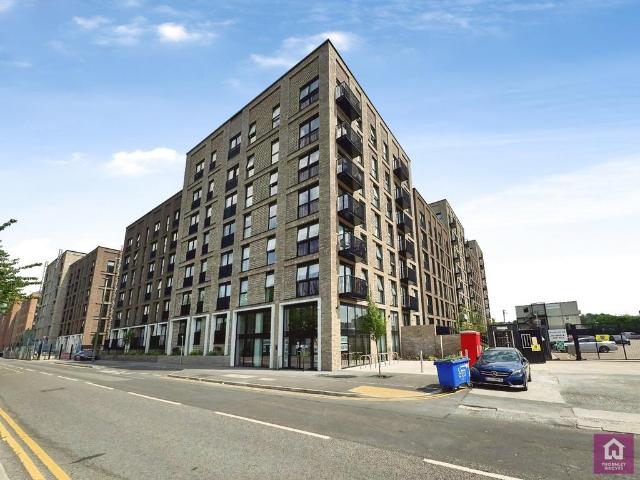 1 bedroom flat for sale