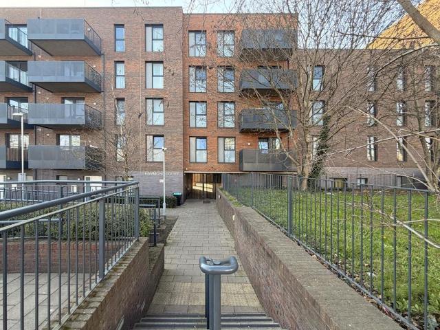 1 bedroom flat for sale