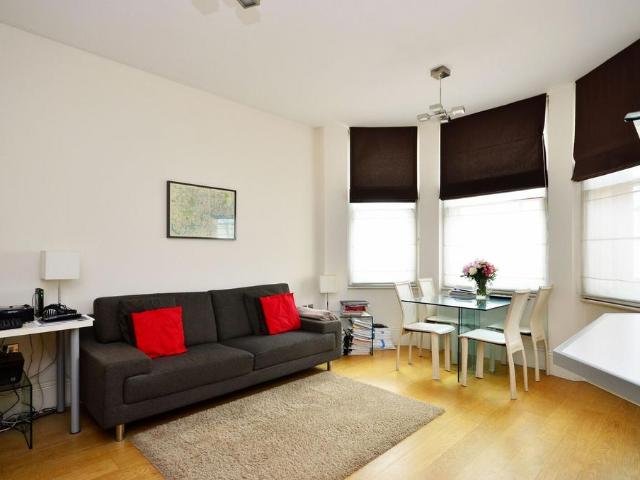 1 bedroom flat for sale