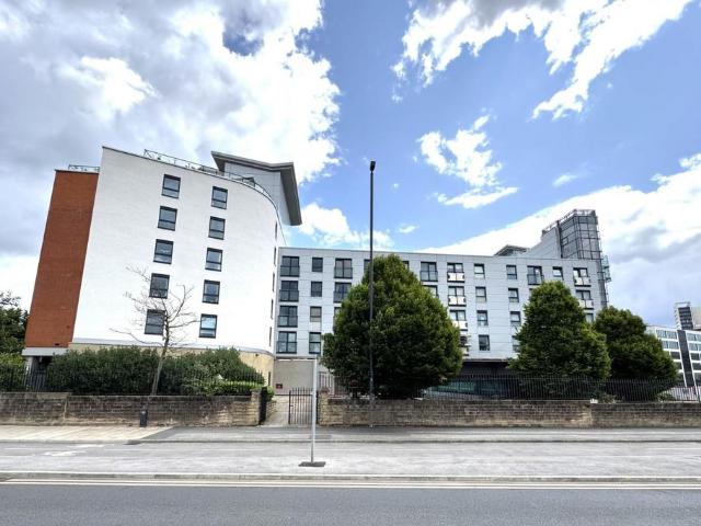 1 bedroom flat for sale