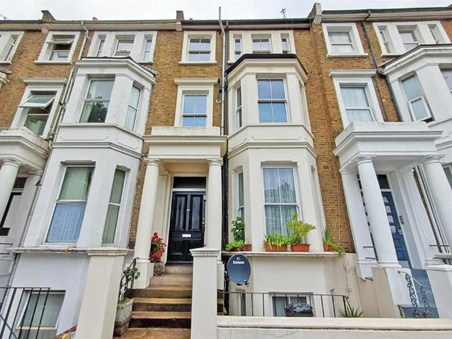 1 bedroom flat for sale