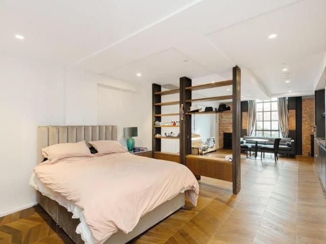 1 bedroom flat for sale