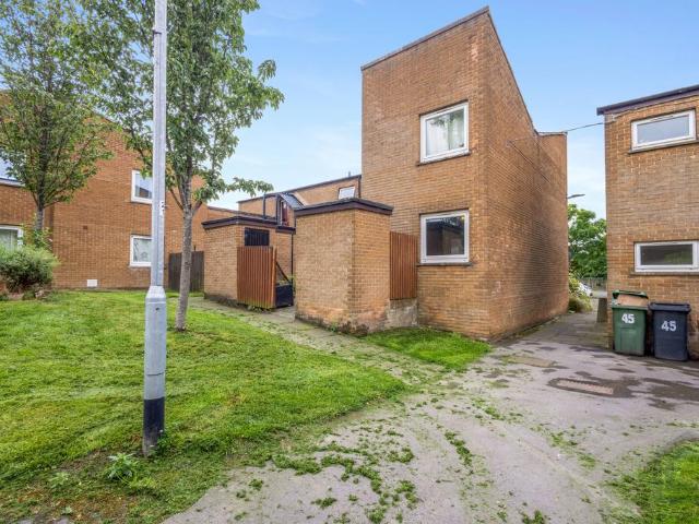 1 bedroom flat for sale