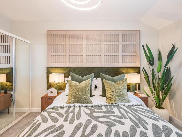 1 bedroom flat for sale