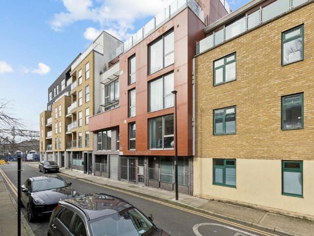 1 bedroom flat for sale