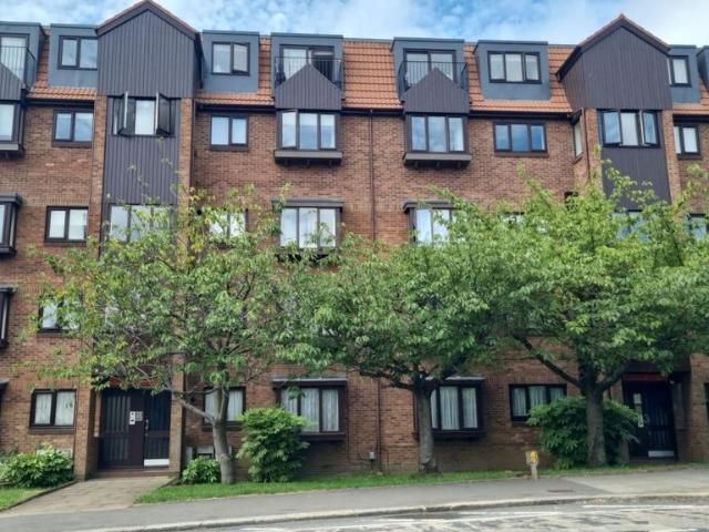 1 bedroom flat for sale