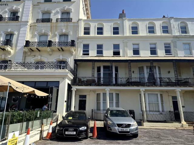 1 bedroom flat for sale
