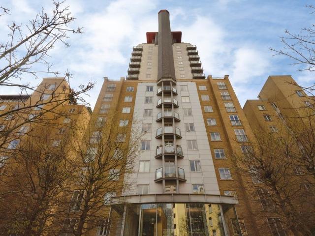 1 bedroom flat for sale