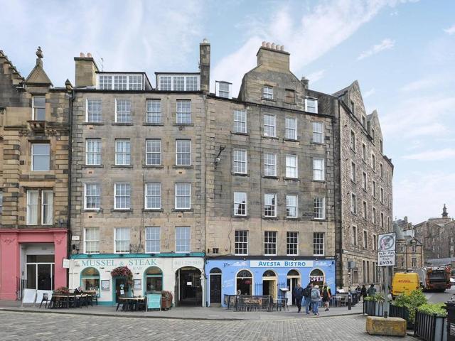 1 bedroom flat for sale