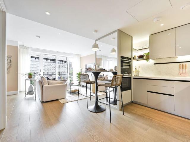 1 bedroom flat for sale