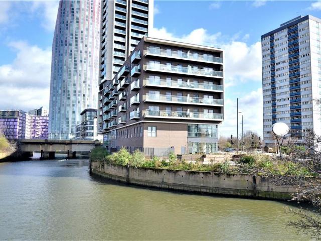 1 bedroom flat for sale