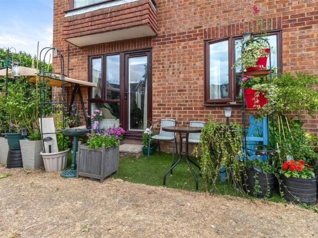 1 bedroom retirement property for sale