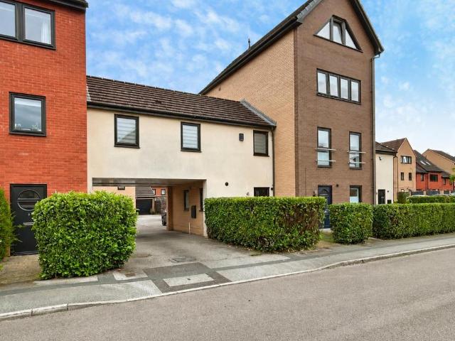 1 bedroom flat for sale