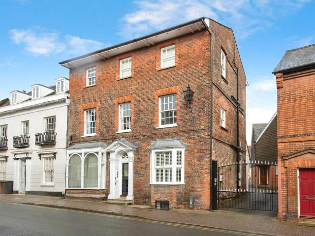 1 bedroom flat for sale