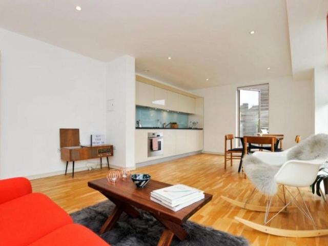 1 bedroom flat for sale