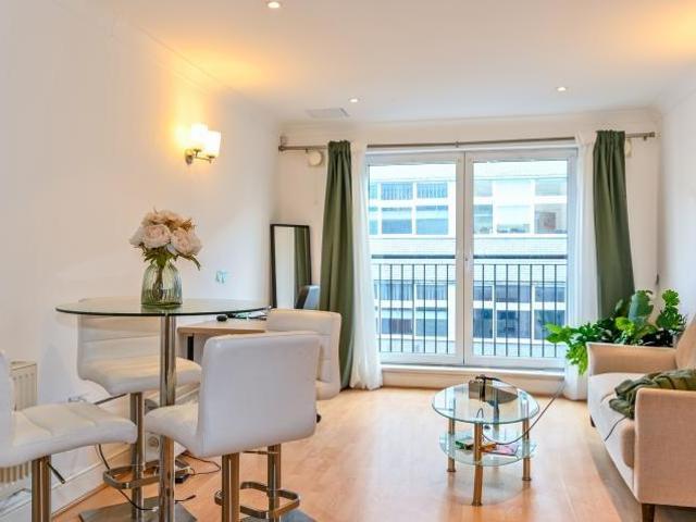 1 bedroom flat for sale