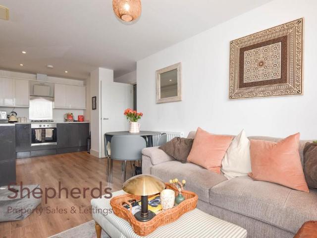 1 bedroom flat for sale