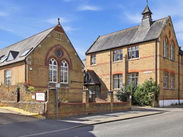 1 bedroom flat for sale